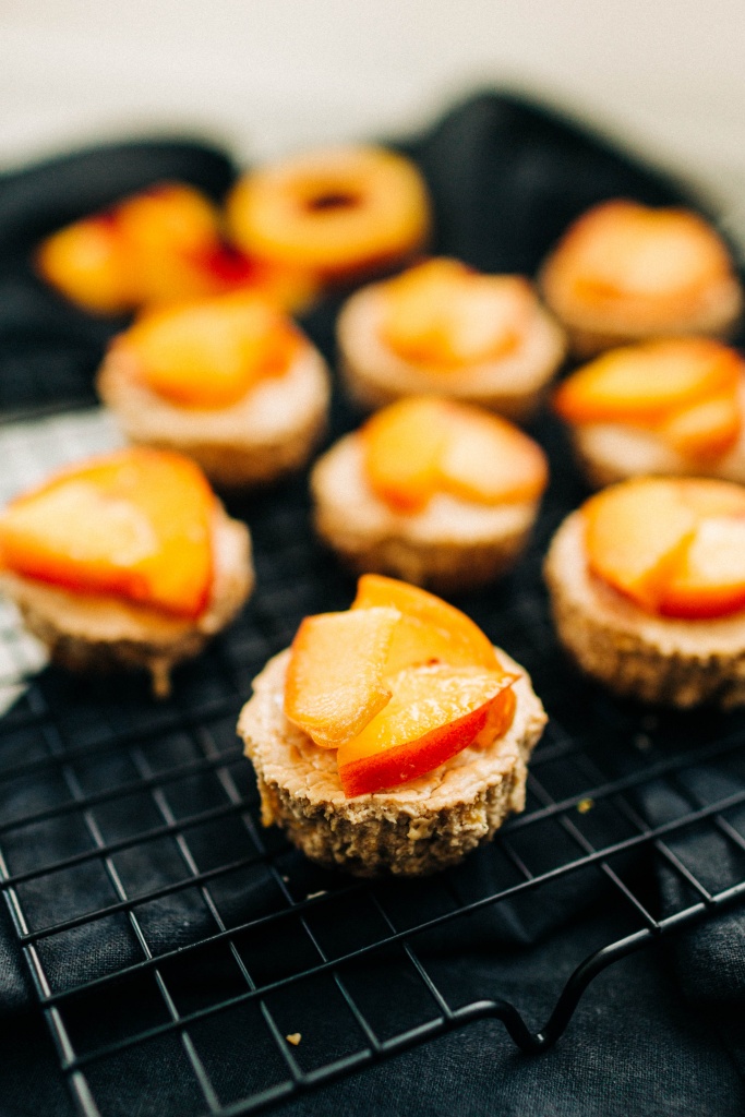 Peaches and Cream Mini Cheesecakes - Happily the Hicks